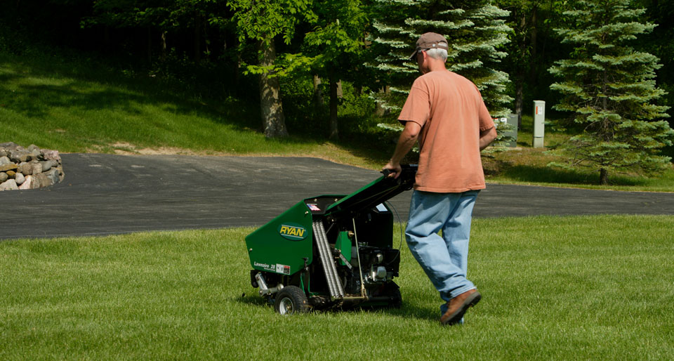 Ryan Lawnaire 28 Aerator | KC Equipment