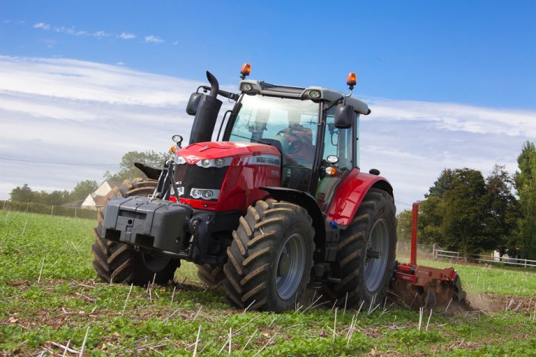 Massey Ferguson MF6700 Global Series | KC Equipment